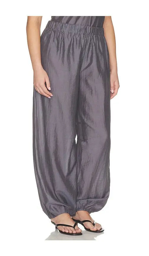 L'academie Harmi Pant In . Also