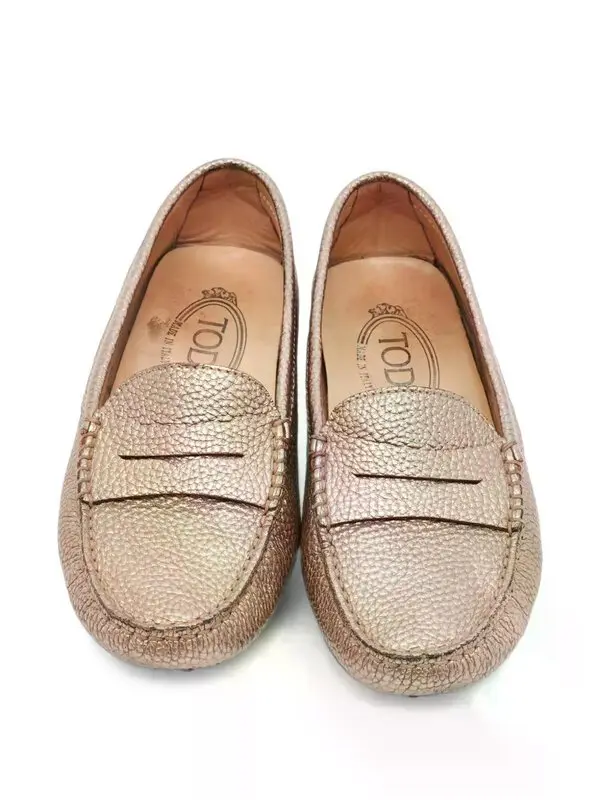 TOD'S Gommino Round-toe Loafers