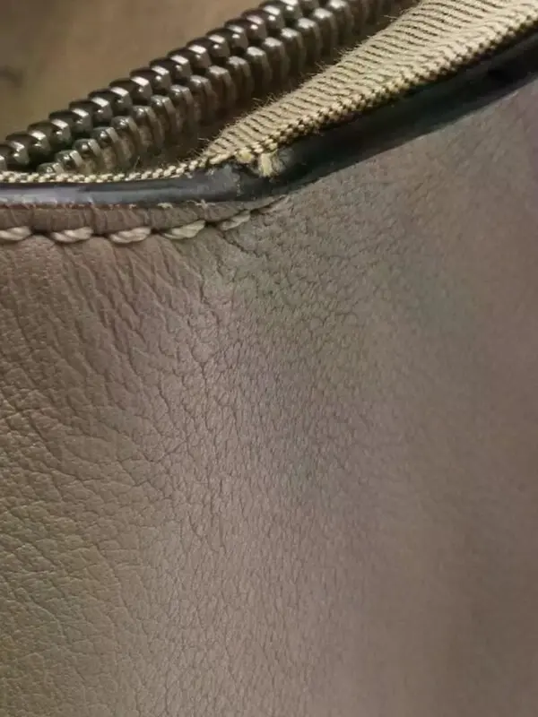 Fendi 2000s The Way Tote Bag - Neutrals