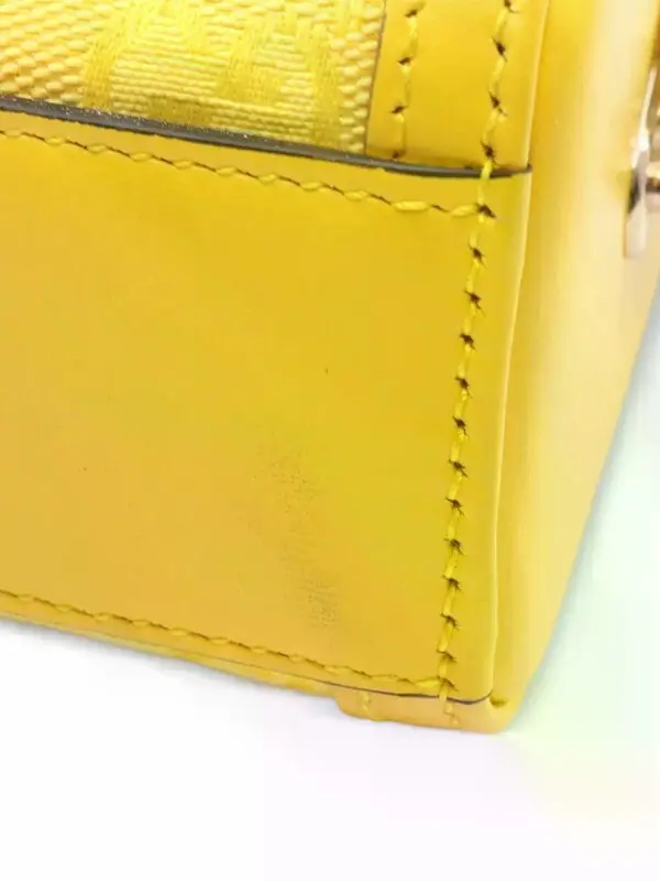 Gucci 2010s Luce Gg Canvas Shoulder Bag - Yellow