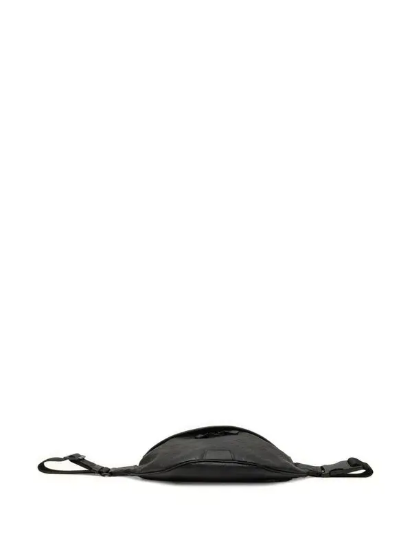 LOUIS VUITTON Monogram Shadow Discovery Bumbag
