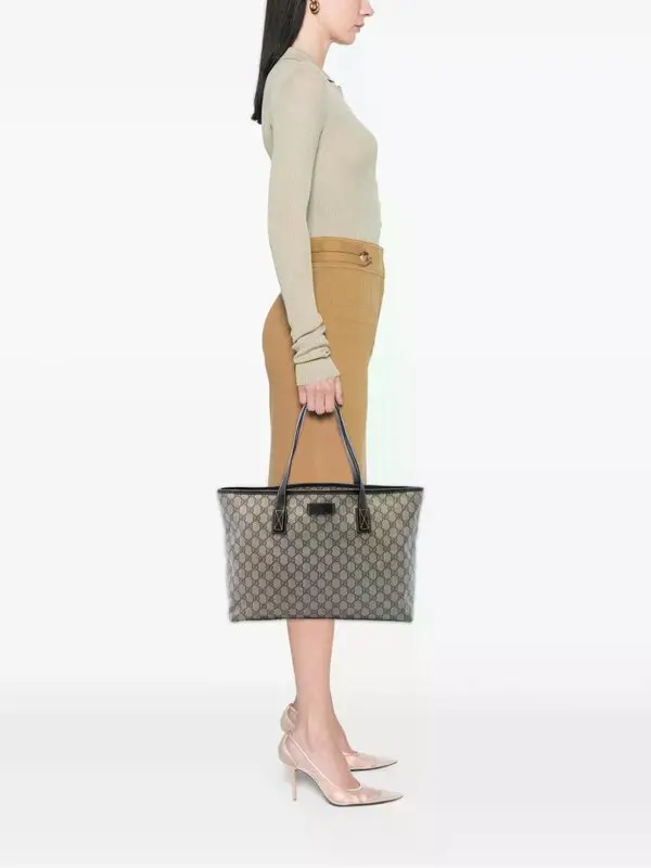Gucci 2016-2026 Medium Gg Supreme Tote Bag