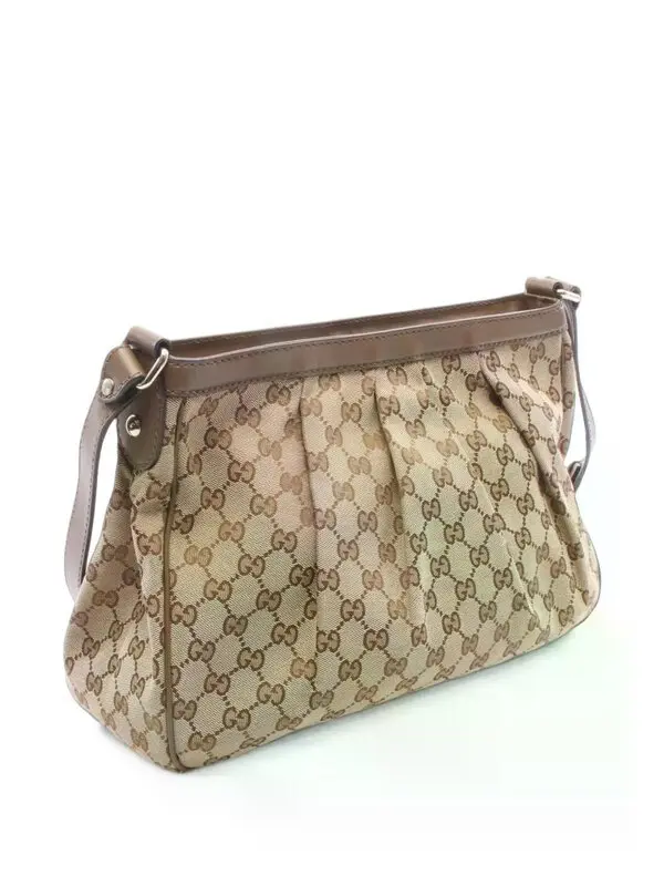 Gucci Sukey Gg Supreme Shoulder Bag