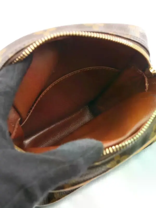 LOUIS VUITTON 2002 Amazon Monogram Crossbody Bag