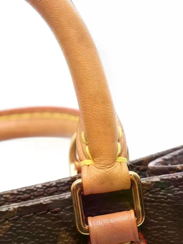LOUIS VUITTON 2020 Monogram Petite Sac Plat Handbag - Brown