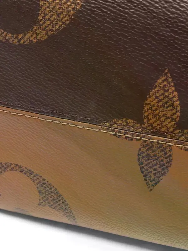 LOUIS VUITTON Monogram Giant On-the-go Tote Bag