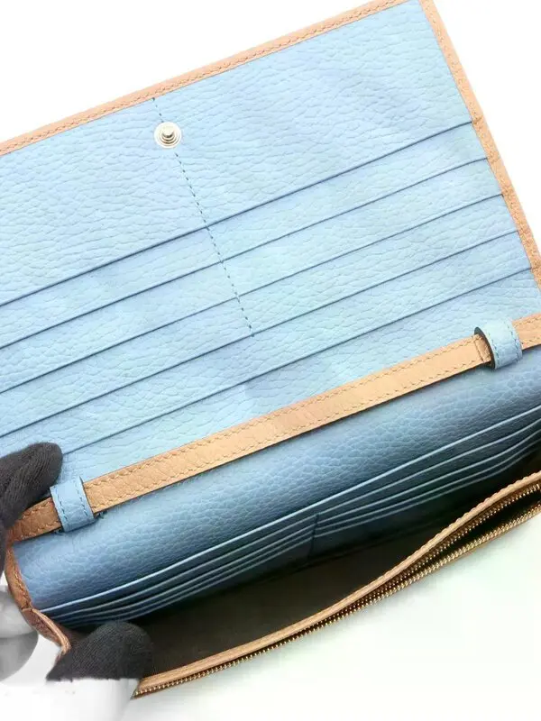Gucci 2010s Swing Strap Wallet
