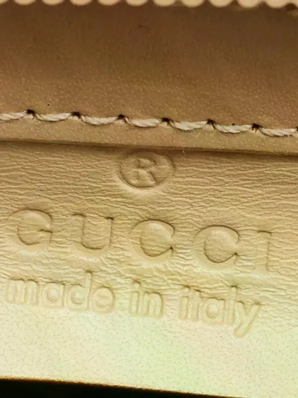 Gucci Structured Leather Briefcase With Push-lock Fastening