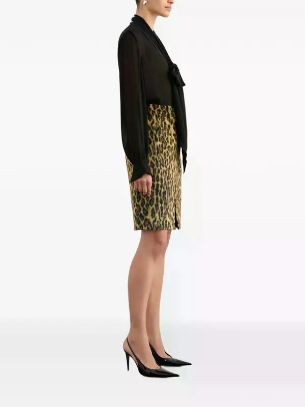 TOCCIN Kaila Tie-neck Button-front Blouse