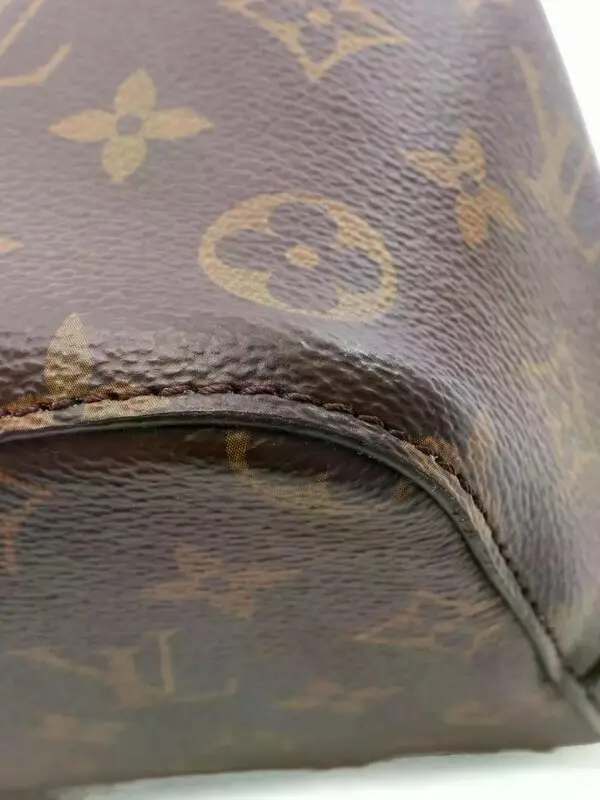 LOUIS VUITTON Monogram Neonoe Shoulder Bag