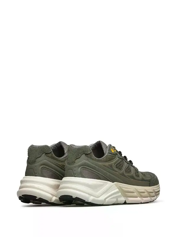 BARRACUDA Round-one Sneakers