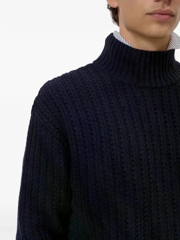 Closed Roll-neck Wool Sweater