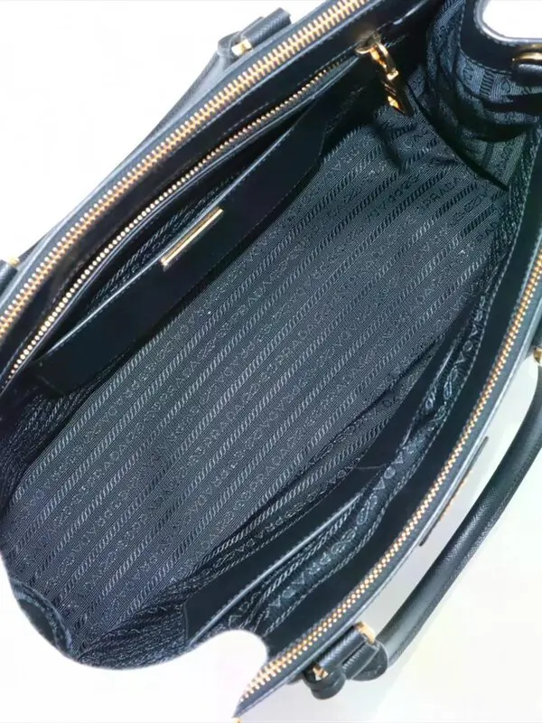 Prada 2010-2026 Medium Saffiano Lux Galleria Double Zip Tote Satchel - Black