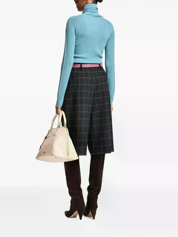 Essentiel Antwerp Kreme Checked Shorts