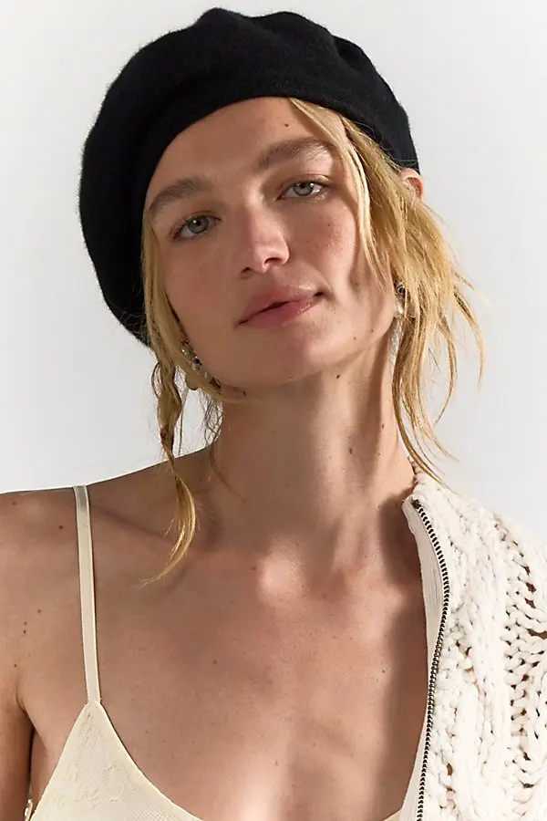 Free People Chic Cashmere Beret At - Black