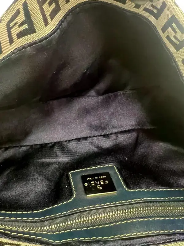Fendi 2000-2010 Zucchino Canvas Baguette Shoulder Bag