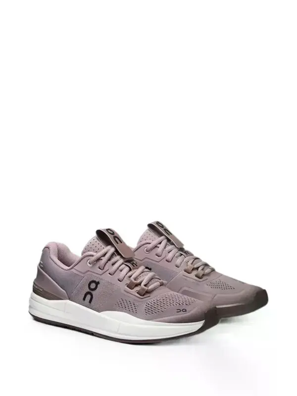 On The Roger Pro Sneakers