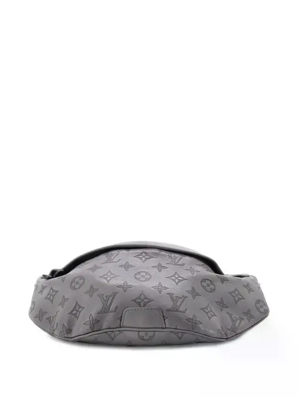 LOUIS VUITTON Discovery Bumbag Monogram Shadow Leather Pm Belt Bag - Grey