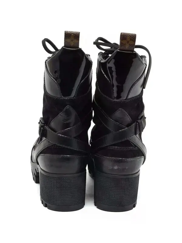 LOUIS VUITTON Laureate Leather Combat Boots - Black