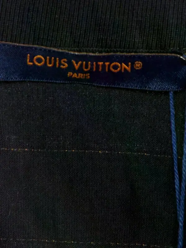 LOUIS VUITTON Embossed T-shirt
