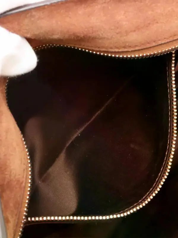 Miu Miu 2020-2026 Suede Utilitaire Satchel
