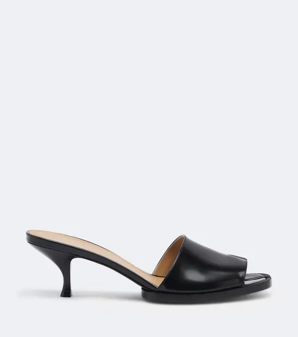 MAISON MARGIELA Tabi Leather Mules