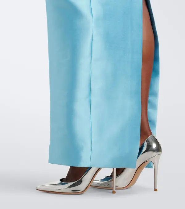 Solace London Kira One-shoulder Satin Gown