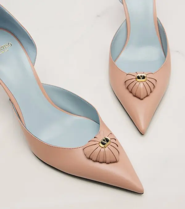 Valentino Garavani Cour Royal Leather Pumps