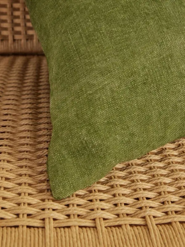 THE HOUSE OF LYRIA Anesio Linen Cushion - Green