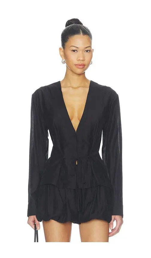 LOVERS AND FRIENDS Caden Blouse In . Also