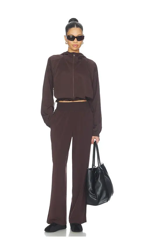 Beyond Yoga Places To Go Uv Protection Jacket - Brown