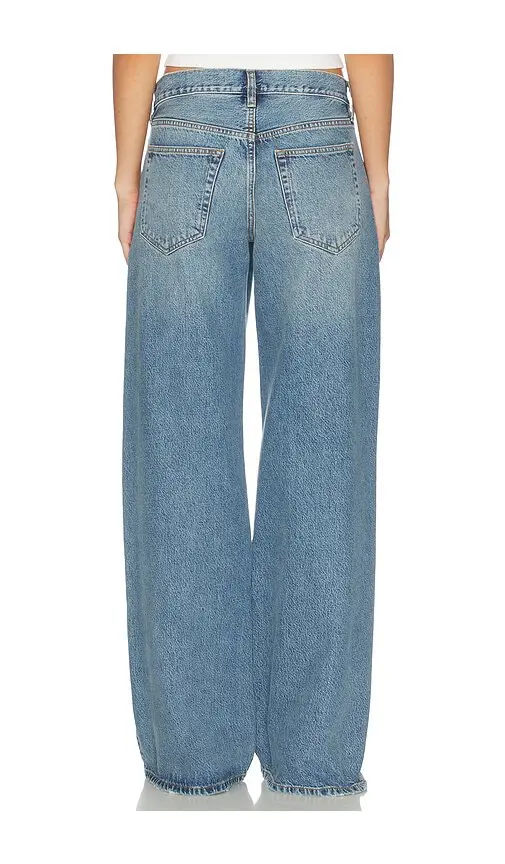 FRAME The Pixie Petite Leo Jeans In . Also