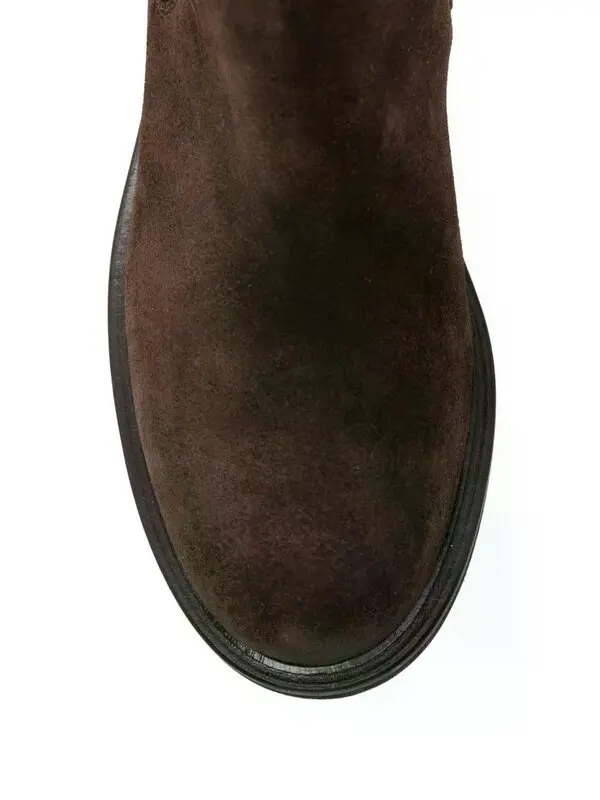POEVE Suede-finish Chelsea Boots