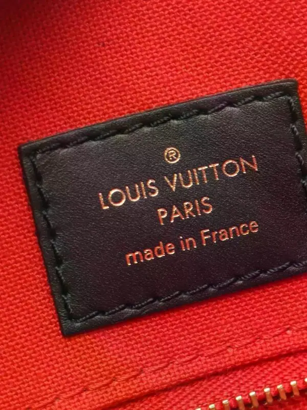 LOUIS VUITTON 2021-2026 Monogram Reverse Giant Onthego Mm Satchel