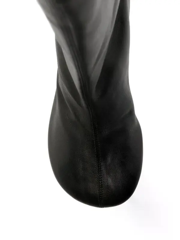 Plan C Pointed-toe Leather Boots