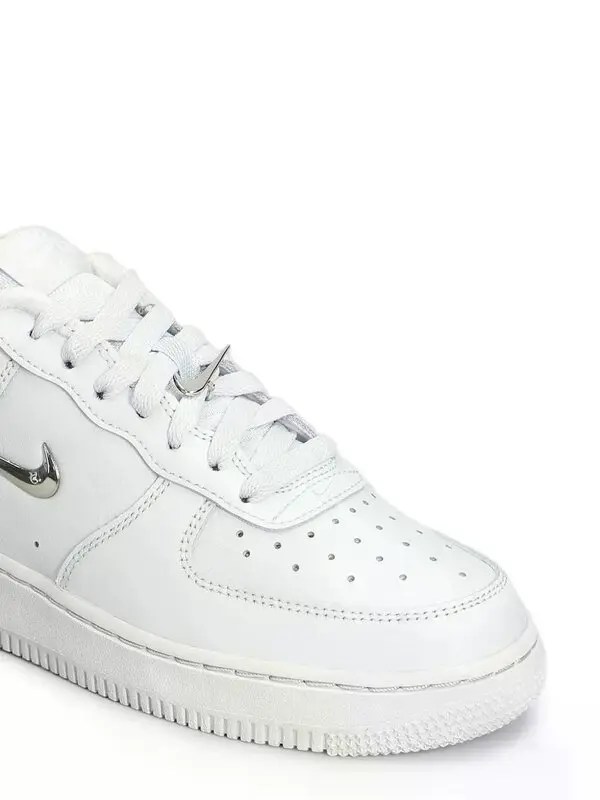 Nike Force 1 '07 Sneakers