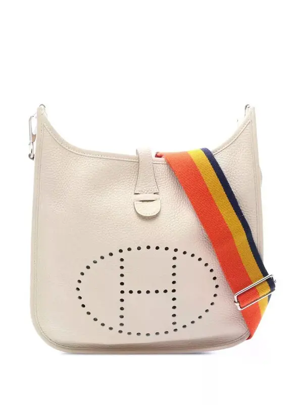 Hermès Clemence Evelyne Iii Pm Cross Body Bag - White