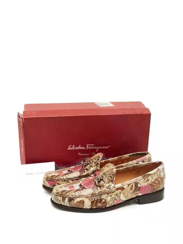 FERRAGAMO Gancini Loafers