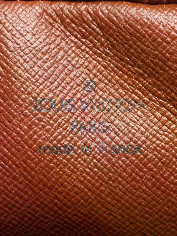 LOUIS VUITTON 2003 Monogram Amazone Crossbody Bag