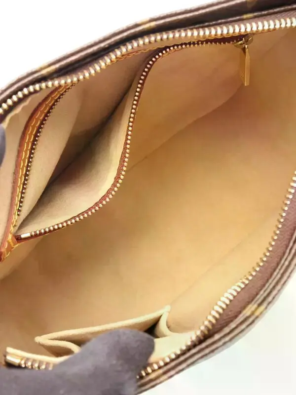 LOUIS VUITTON 2004 Monogram Looping Mm Shoulder Bag