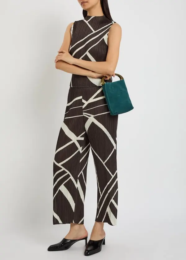 Issey Miyake Pleated Printed Woven Cropped Trousers