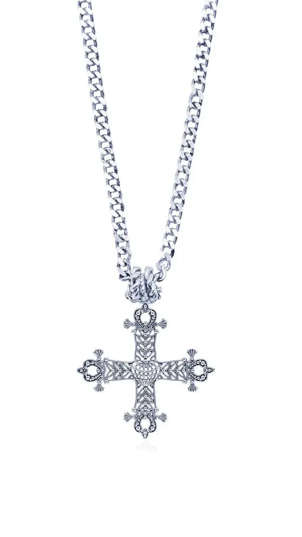 BAYEMEYC Resh Charm Necklace