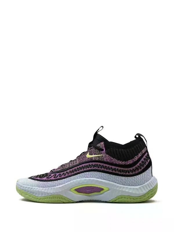 Nike Cosmic Unity 3 Spotlight Sneakers