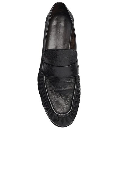 THE ROW Soft Loafer