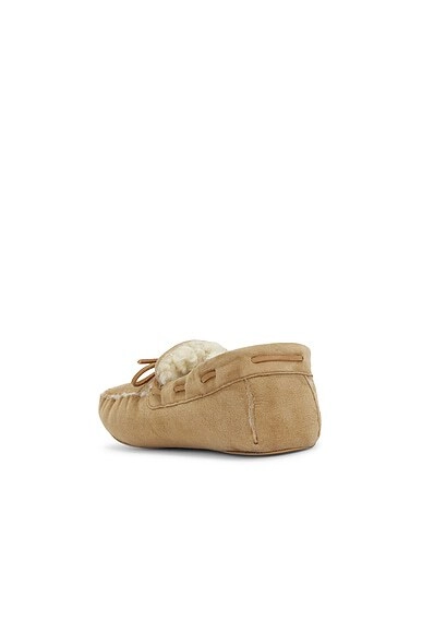 THE ROW Lucca Suede Slipper - Desert