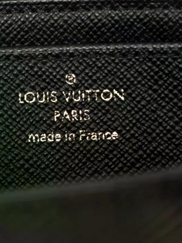 LOUIS VUITTON 2019 Epi Twist Wallet Long Wallets