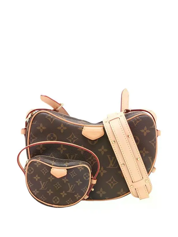 LOUIS VUITTON 2021-2026 Monogram Croissant Mm Shoulder Bag