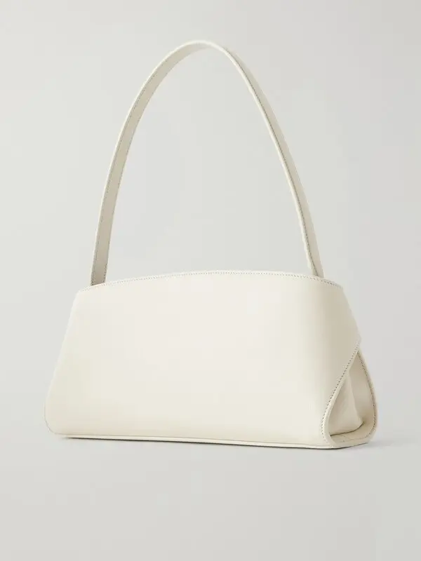 FERRAGAMO Hug Leather Shoulder Bag - Neutrals