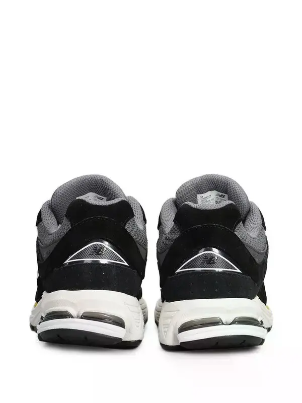 NEW BALANCE 2002r Sneakers
