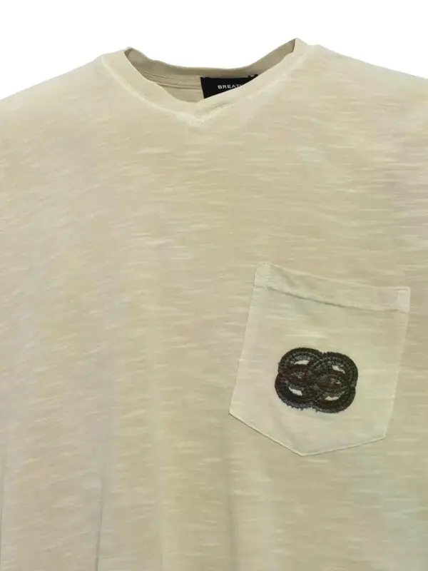 BREATH Eagle-patch V-neck T-shirt